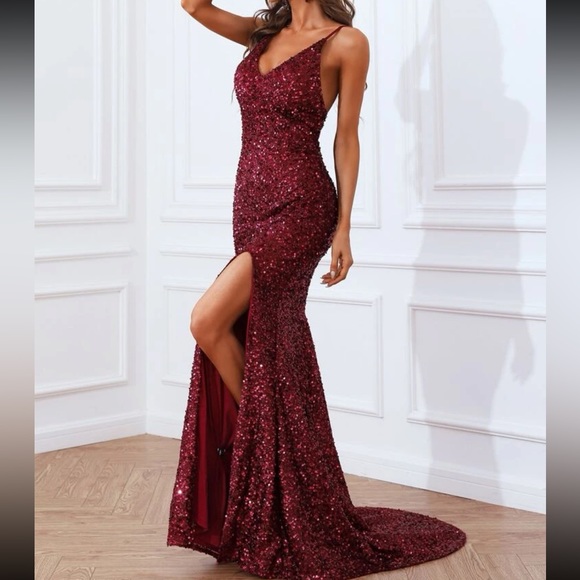 Dresses | Luxe Gray Slit Thigh Open Back Mermaid Hem Party Formal ...